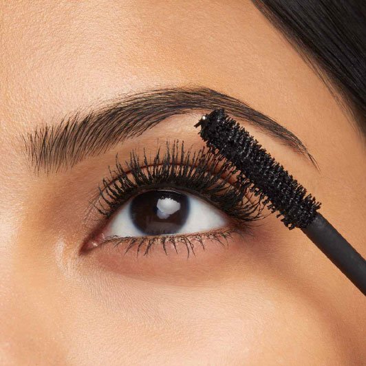 מסקרה The Falsies Surreal - מייבלין ניו יורק | Maybelline